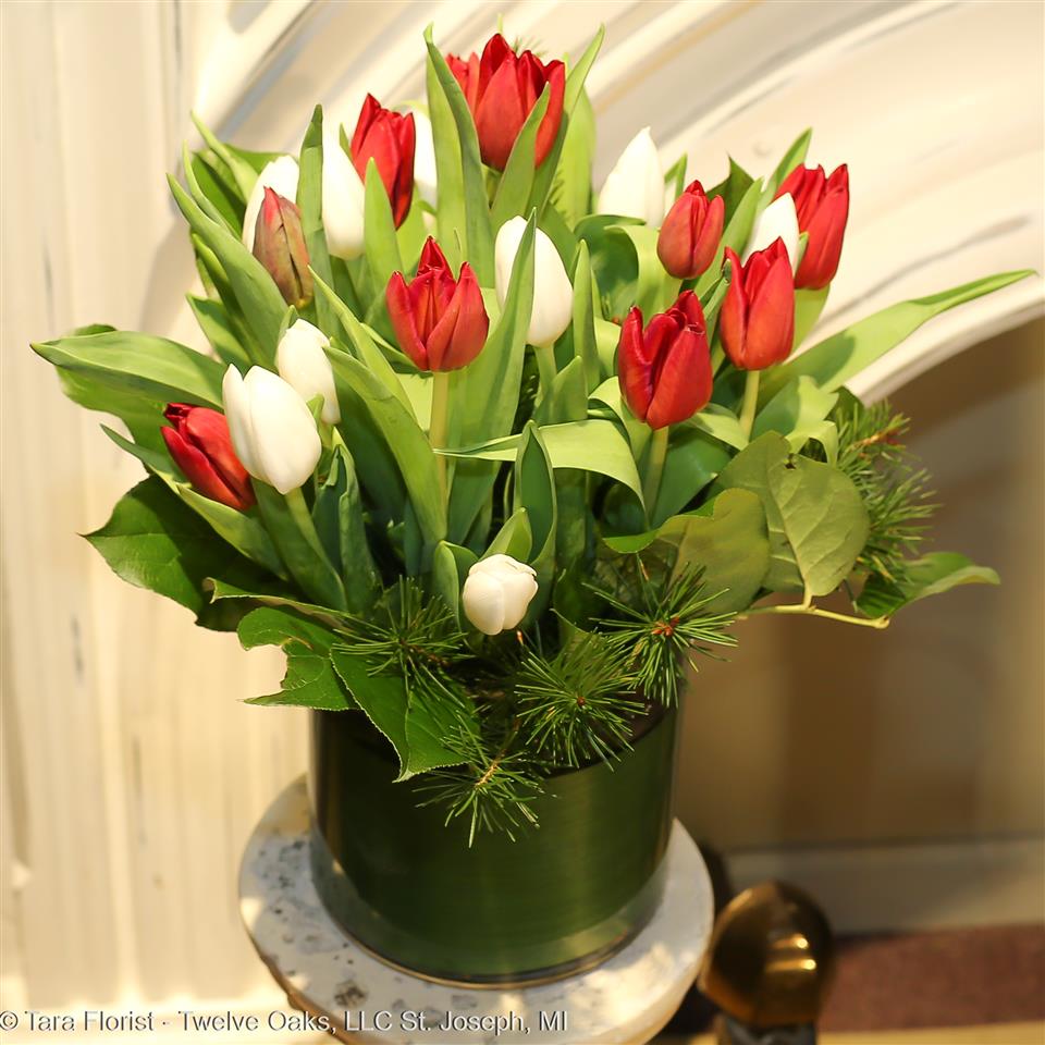 Tara Florist in St. Joseph & Benton Harbor 269-983-6533